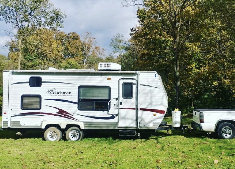 COACHMEN SPIRIT OF AMERICA (Tow-Behind) Model: 139 / 19FLB / BODY TYPE ...